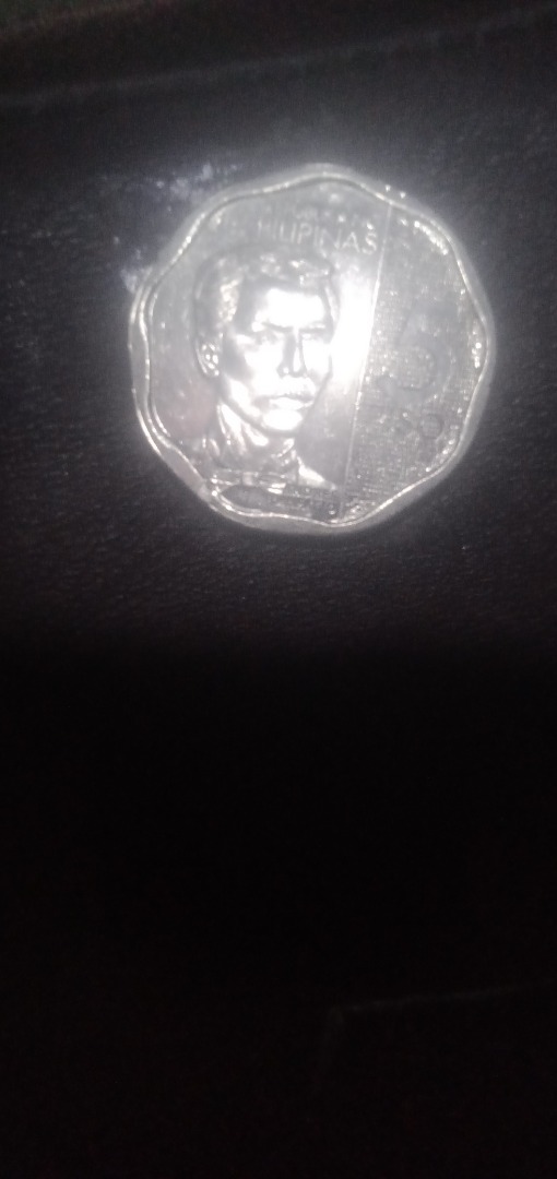 Ngc 2019 5 peso nonagonal error coin, Hobbies & Toys, Memorabilia ...