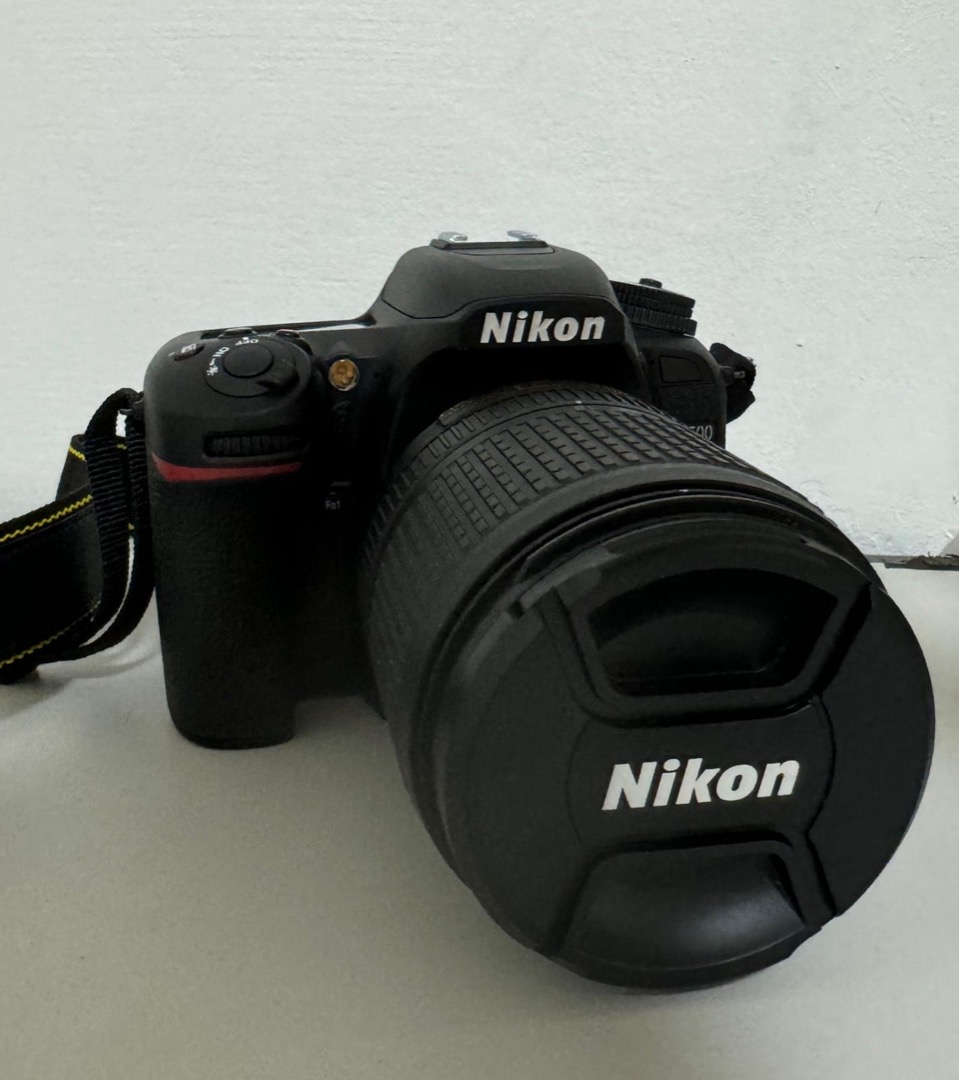 Nikon D7500 + AF-S DX 18-140MM F/3.5-5.6G ED VR, Photography, Cameras ...