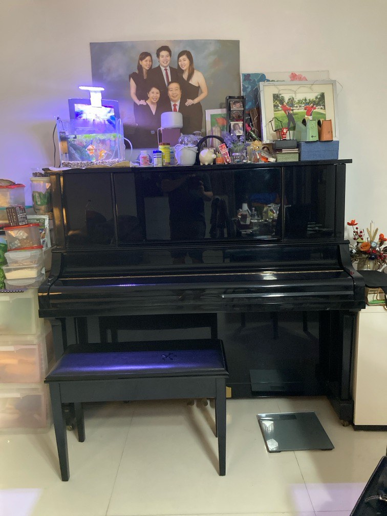 Nottingham Piano, Hobbies & Toys, Music & Media, Musical Instruments on ...