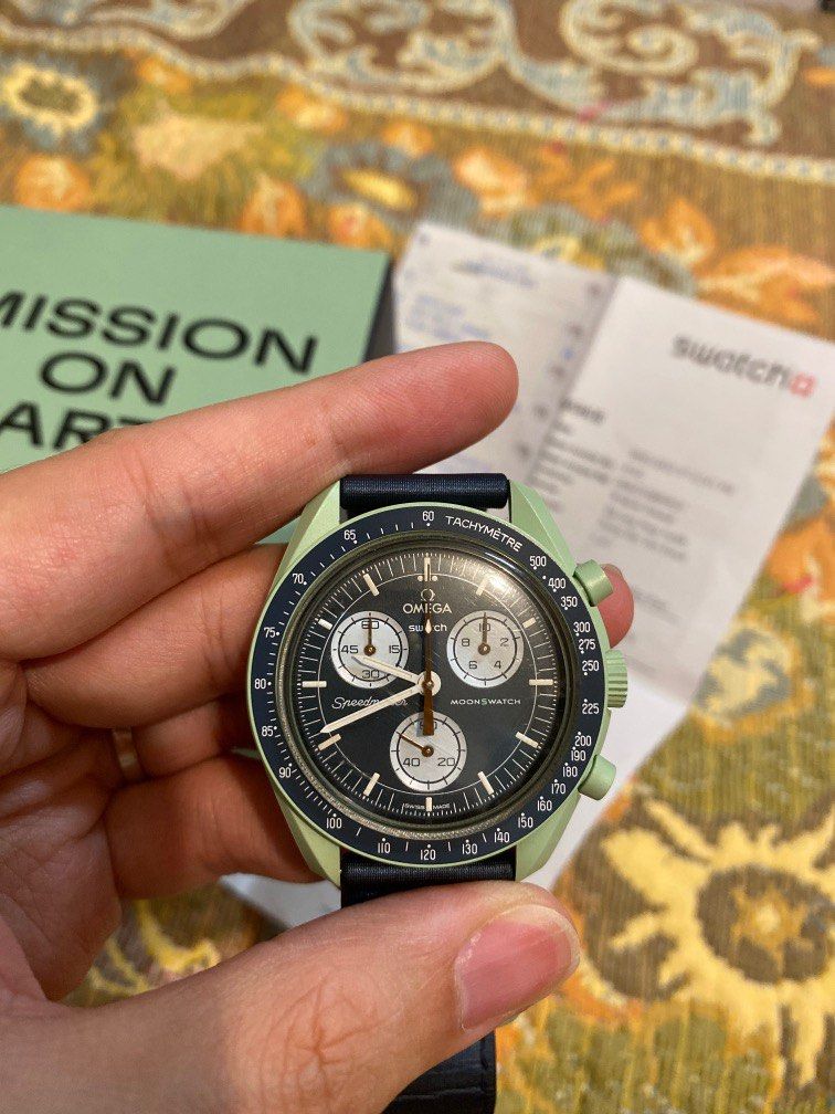 Omega Swatch (Earth), 名牌, 手錶 - Carousell