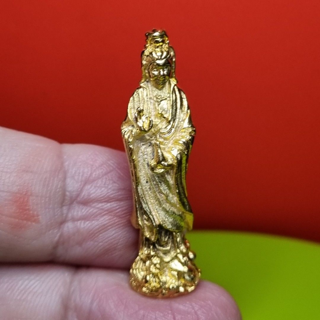 Phra Guan Yin - LP Toh BE 2517, Hobbies & Toys, Memorabilia ...