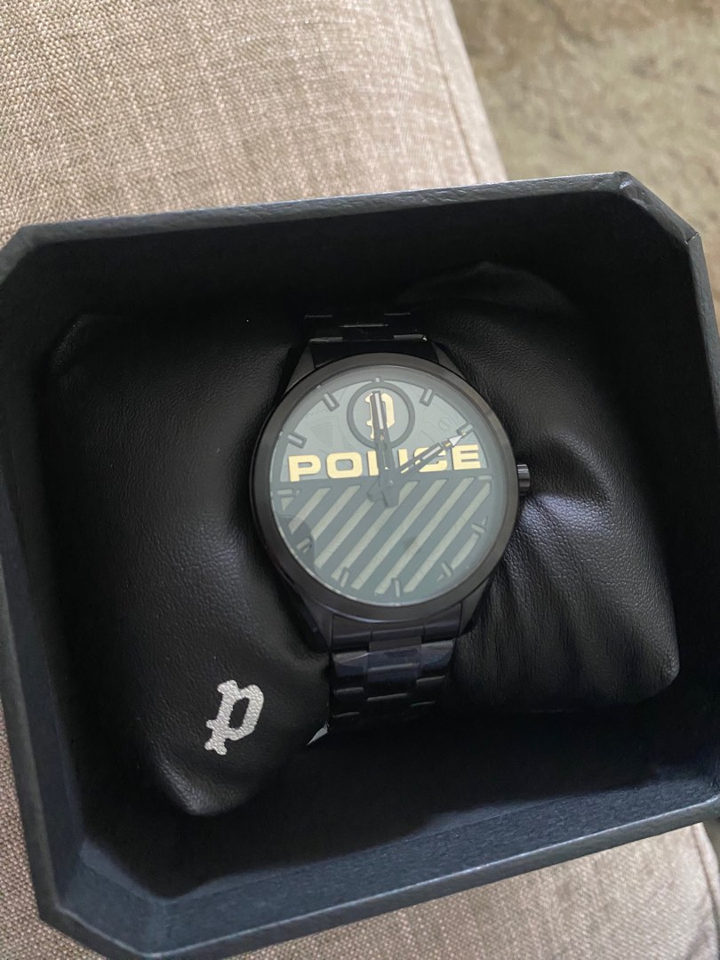 Police Watch, Men's Fashion, Watches & Accessories, Watches on Carousell