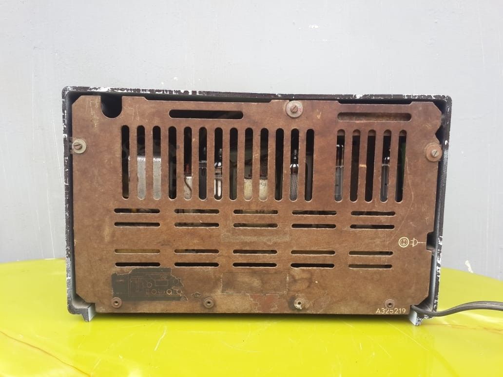 Radio Tabung Philips Antik, Antik, Pajangan di Carousell