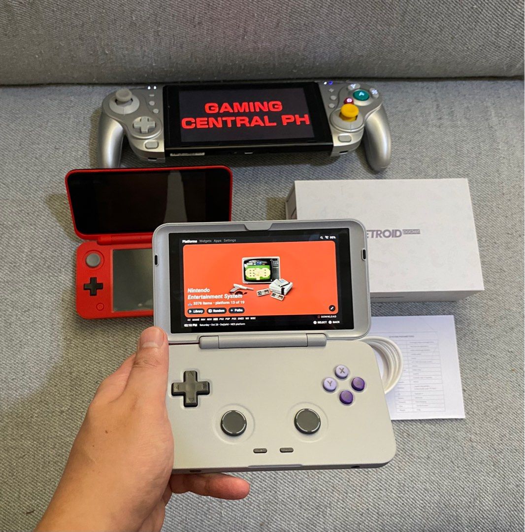 Retroid Pocket Flip 128gb with 256gb Micro SD card, Video Gaming, Video ...