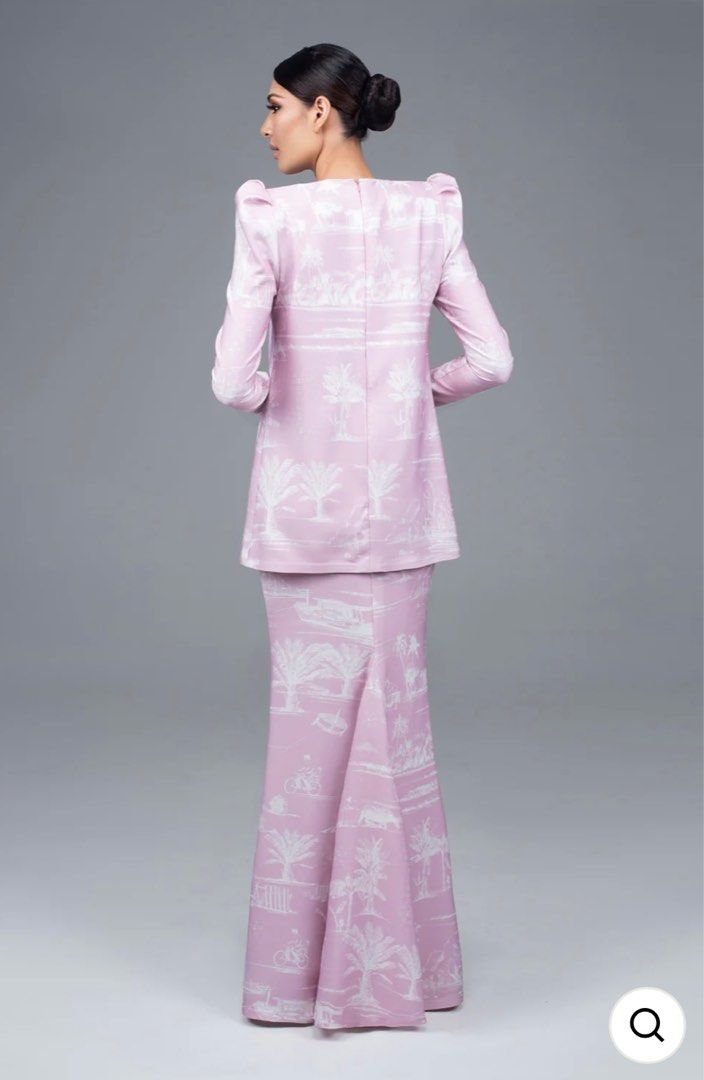 Rizman ruzaini Daiyan in Light Pink, Women's Fashion, Muslimah Fashion ...
