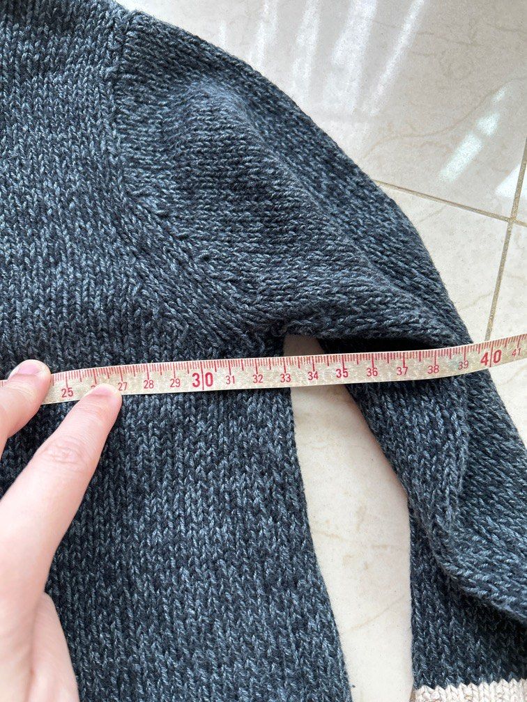 Roots Cabin (4T) (never wore), 兒童＆孕婦用品, 嬰兒及小童流行時尚 - Carousell