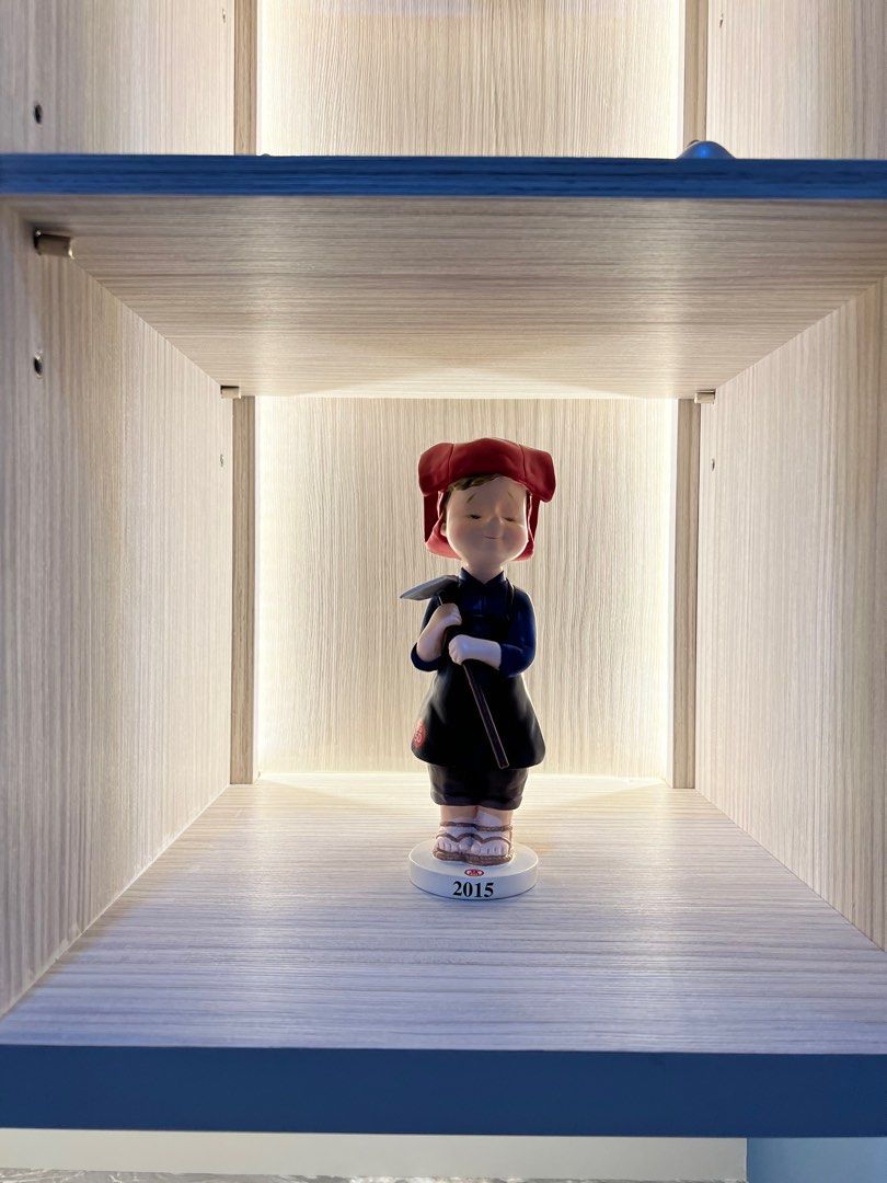 Rose-chan Takashimaya figurine 2015, Hobbies & Toys, Memorabilia ...