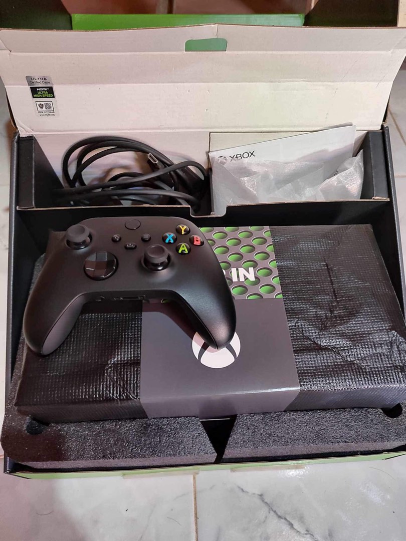 Rush Sale! Good as Brand New Xbox Series X!, Video Gaming, Video Game ...