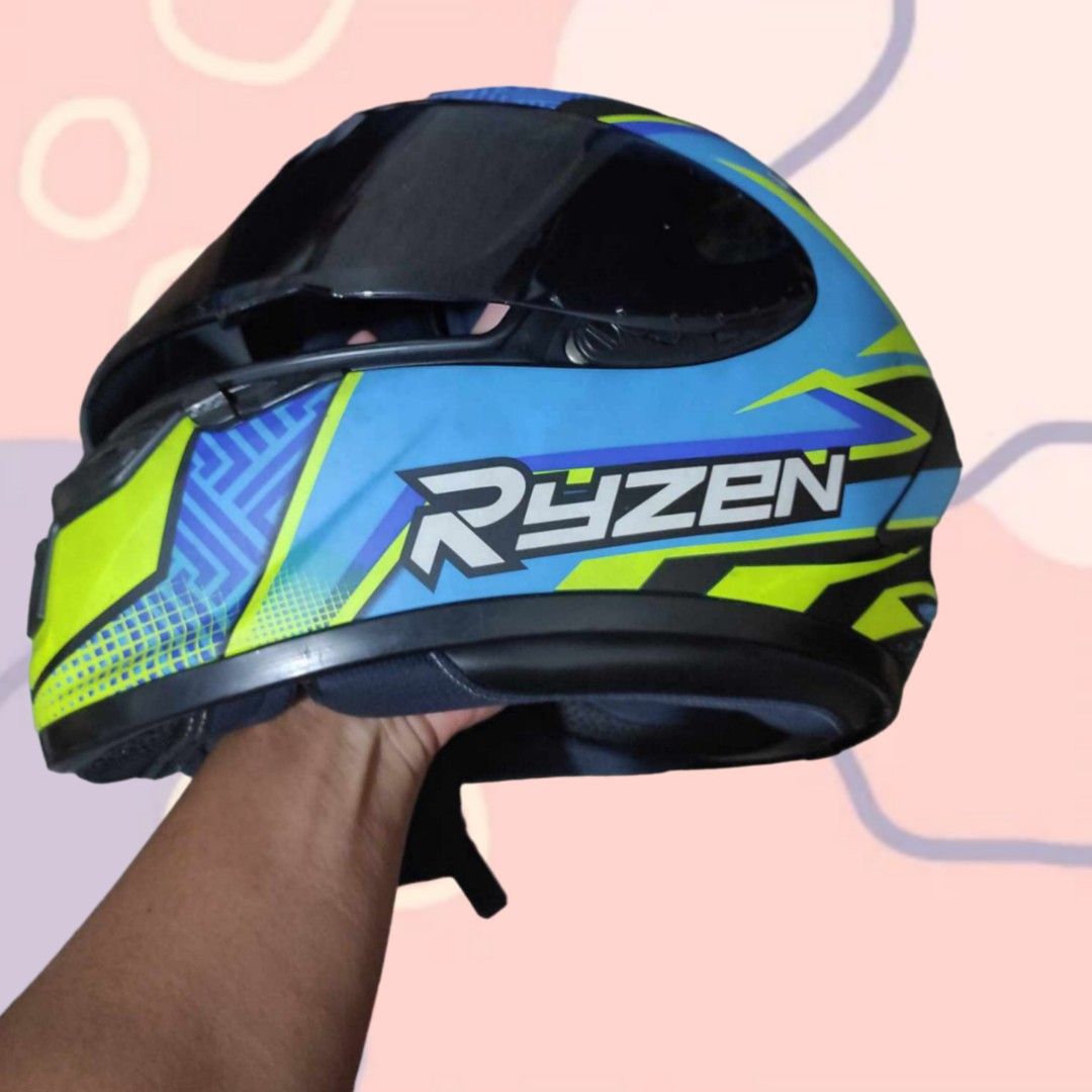 ryzen full-face helmet, Motorbikes, Motorbike Parts & Accessories ...