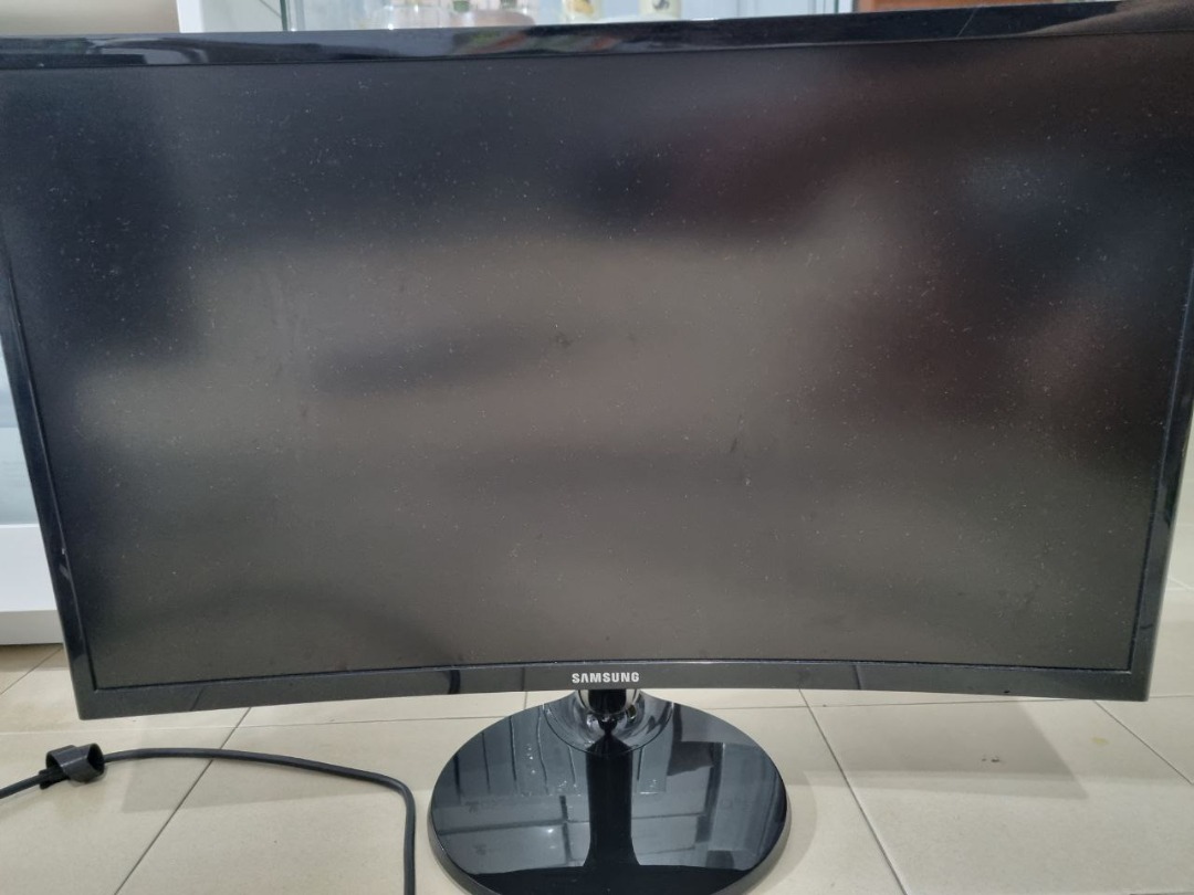 Samsung 24" Curved Monitor, Computers & Tech, Parts & Accessories ...