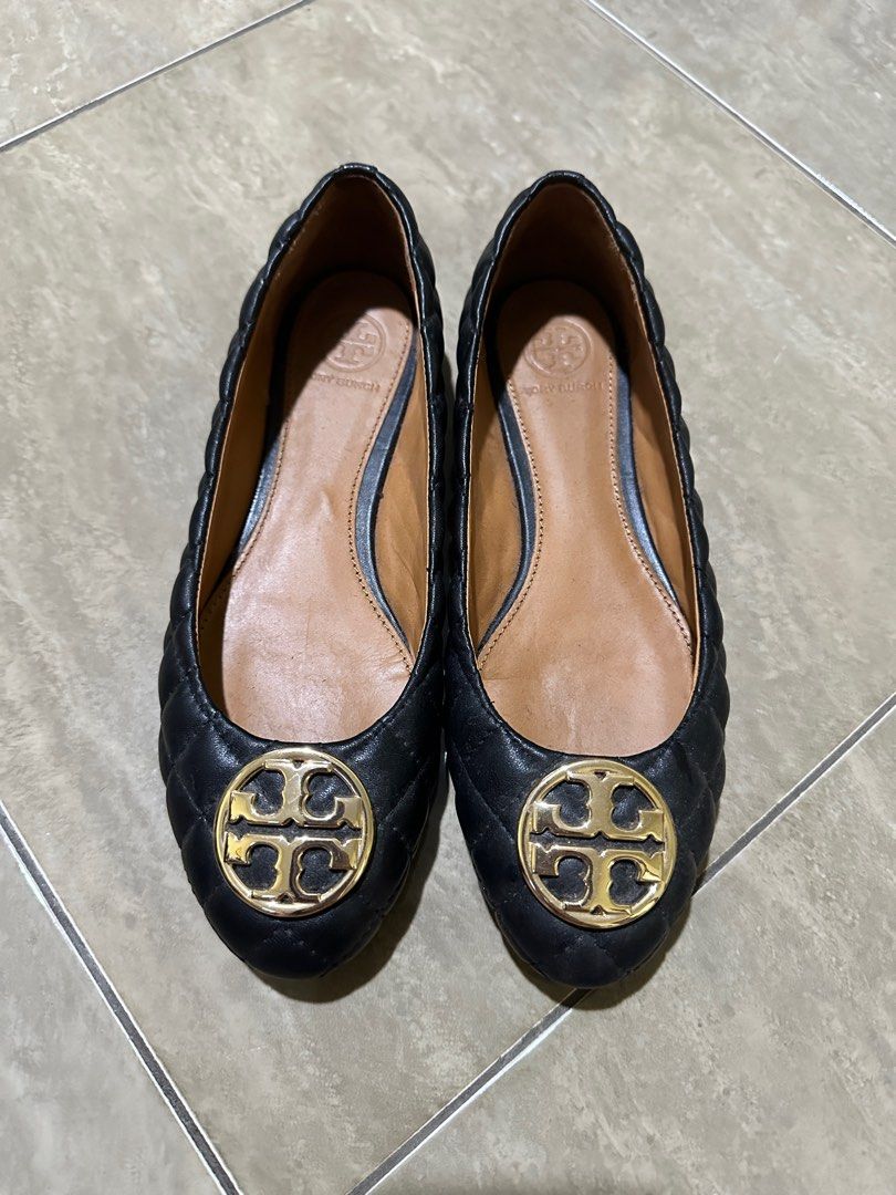 Sepatu Tory Burch Chelsea Quilted Black, Fesyen Wanita, Sepatu di Carousell
