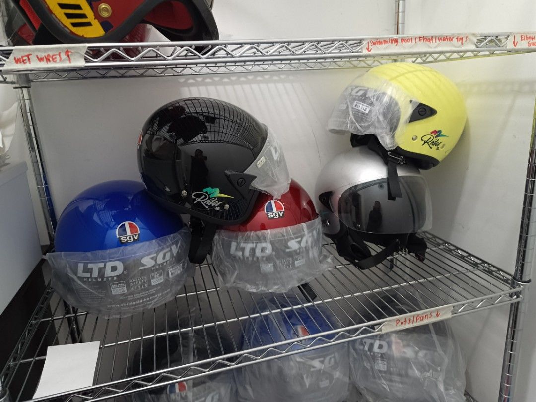 Sgv rider 2 helmet, Motorcycles, Motorcycle Apparel on Carousell