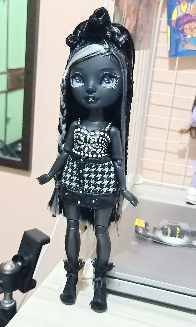 Shadow High Shanelle Onyx, Hobbies & Toys, Toys & Games on Carousell