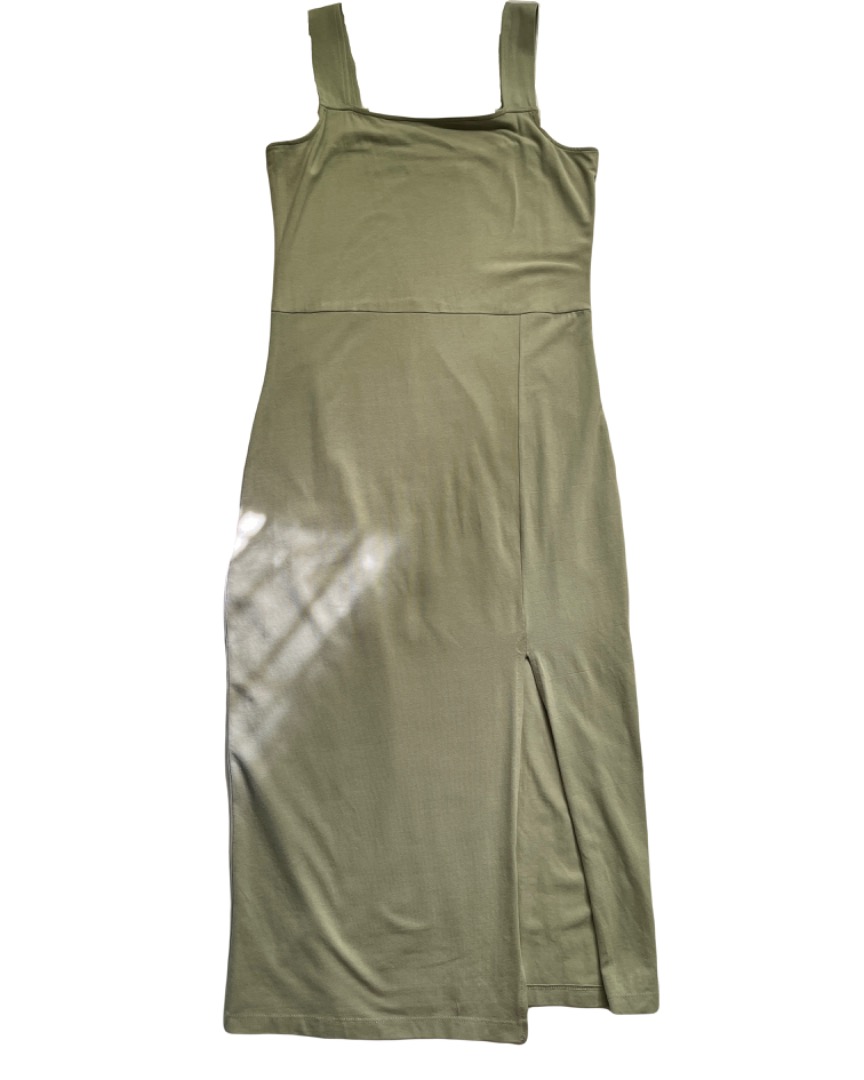 Sinsay bodycon green dress plus size, Women's Fashion, Dresses & Sets ...