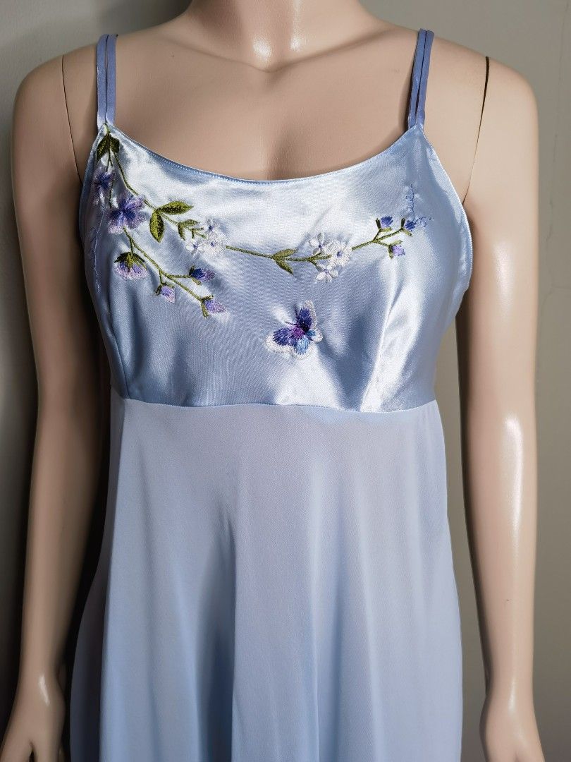 Small : Nighties, Women's Fashion, Undergarments & Loungewear on Carousell