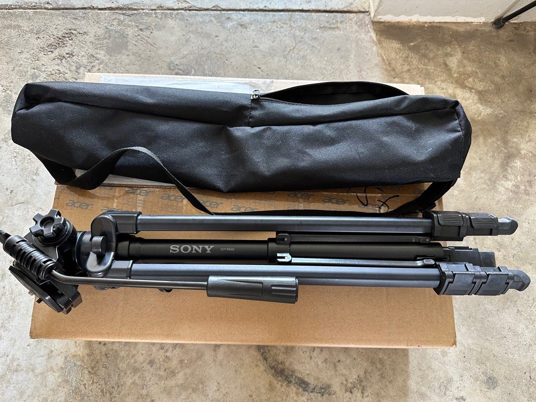 Sony Tripod VCT-R640, Photography, Photography Accessories, Tripods ...