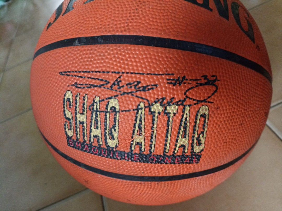 Spalding Shaq Attaq Autograph Basketball, Sports Equipment, Sports ...