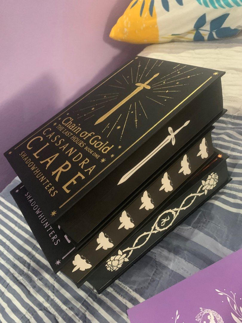 Fairyloot The Last Hours Trilogy by Cassandra Clare, Hobbies & Toys ...