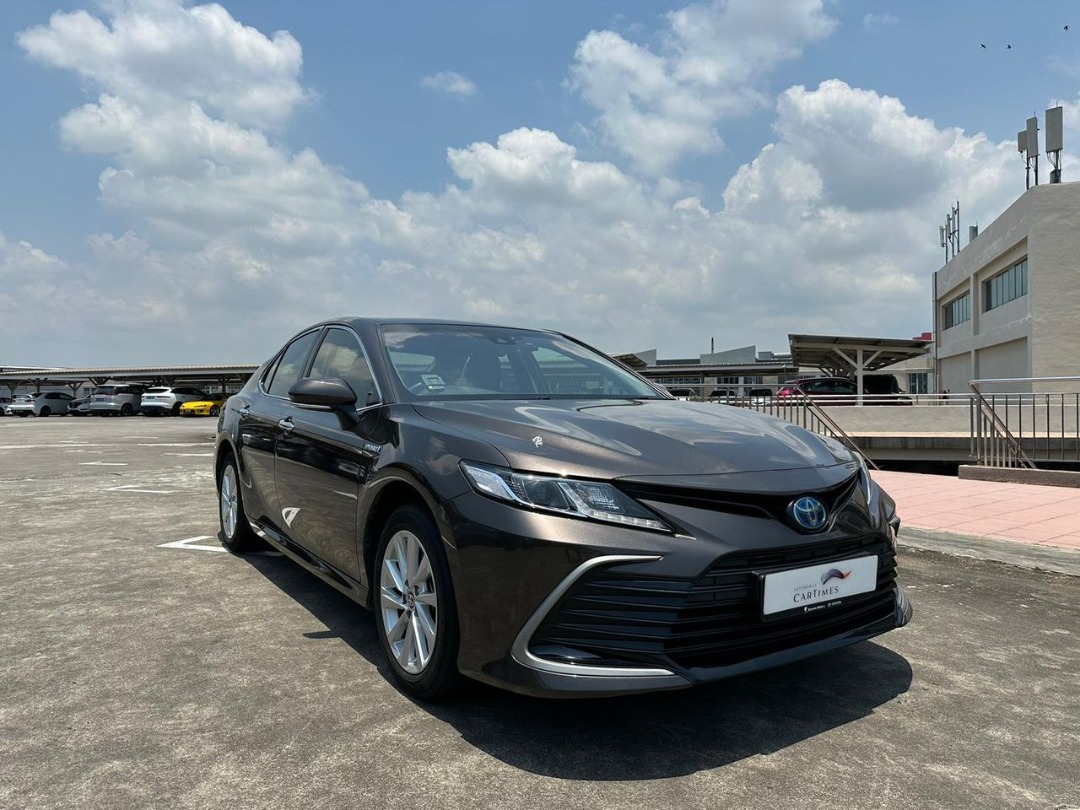 Toyota Camry Hybrid 2.5A Standard Auto, Cars, Used Cars on Carousell