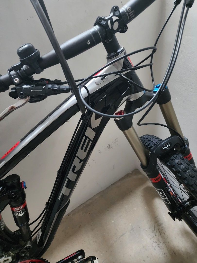 Trek Slash 8 Full Suspension - Steal buy, Sports Equipment, Bicycles ...