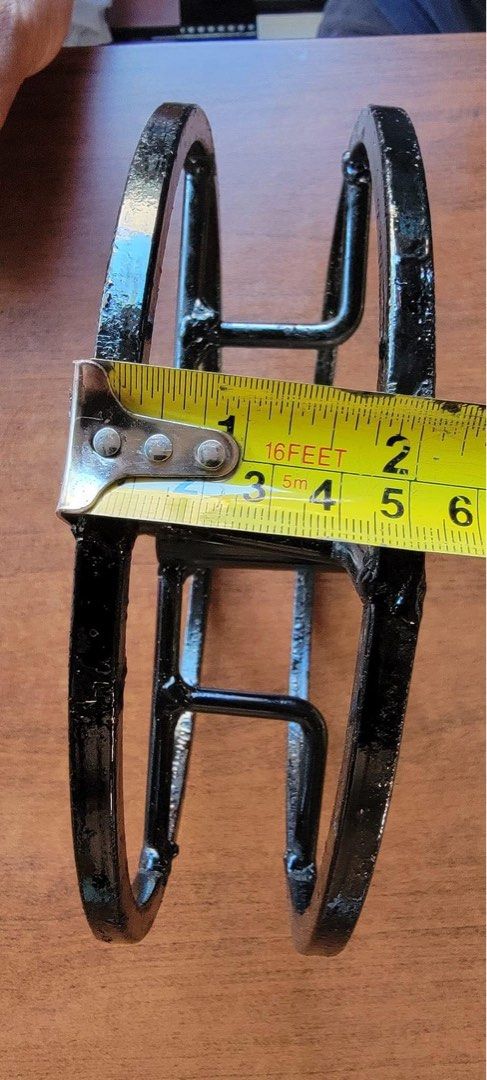 Universal Roll up &roll down, Commercial & Industrial, Construction Tools & Equipment on Carousell