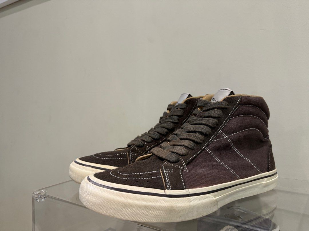 Visvim Logan, Men's Fashion, Footwear, Sneakers on Carousell