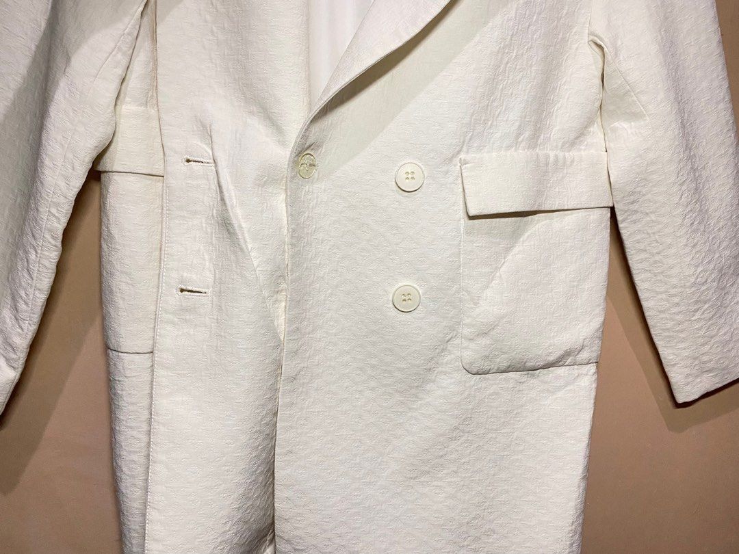 White overcoat, Women's Fashion, Coats, Jackets and Outerwear on Carousell