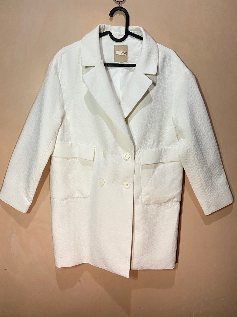 White overcoat, Women's Fashion, Coats, Jackets and Outerwear on Carousell
