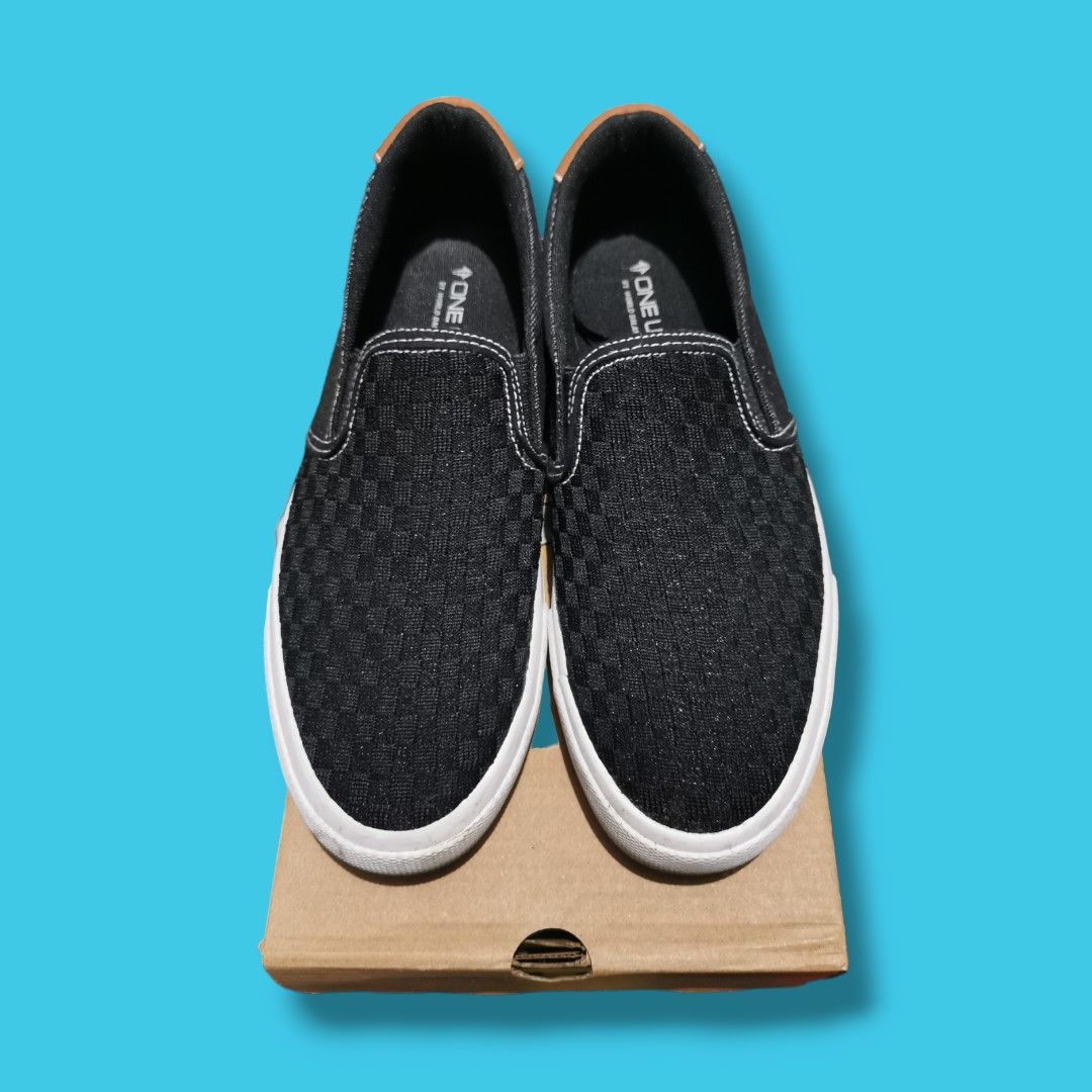 World Balance 1UP Weston, Men's Fashion, Footwear, Sneakers on Carousell