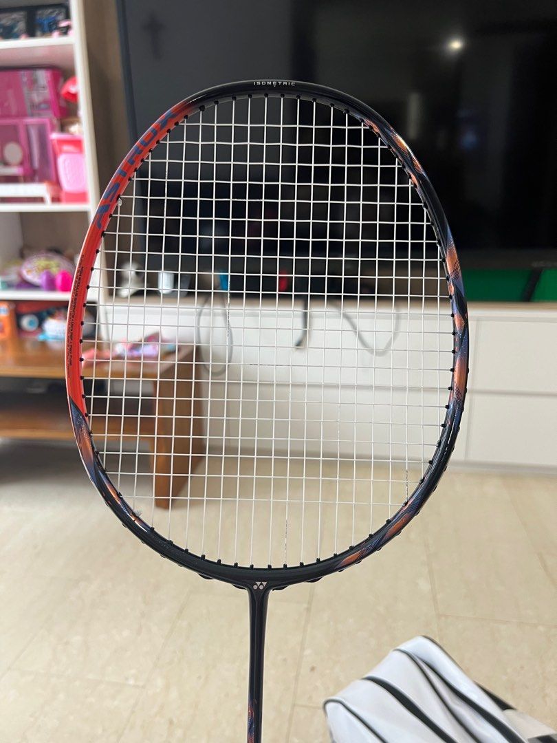Yonex Astrox 77 Pro, Sports Equipment, Sports & Games, Racket & Ball ...