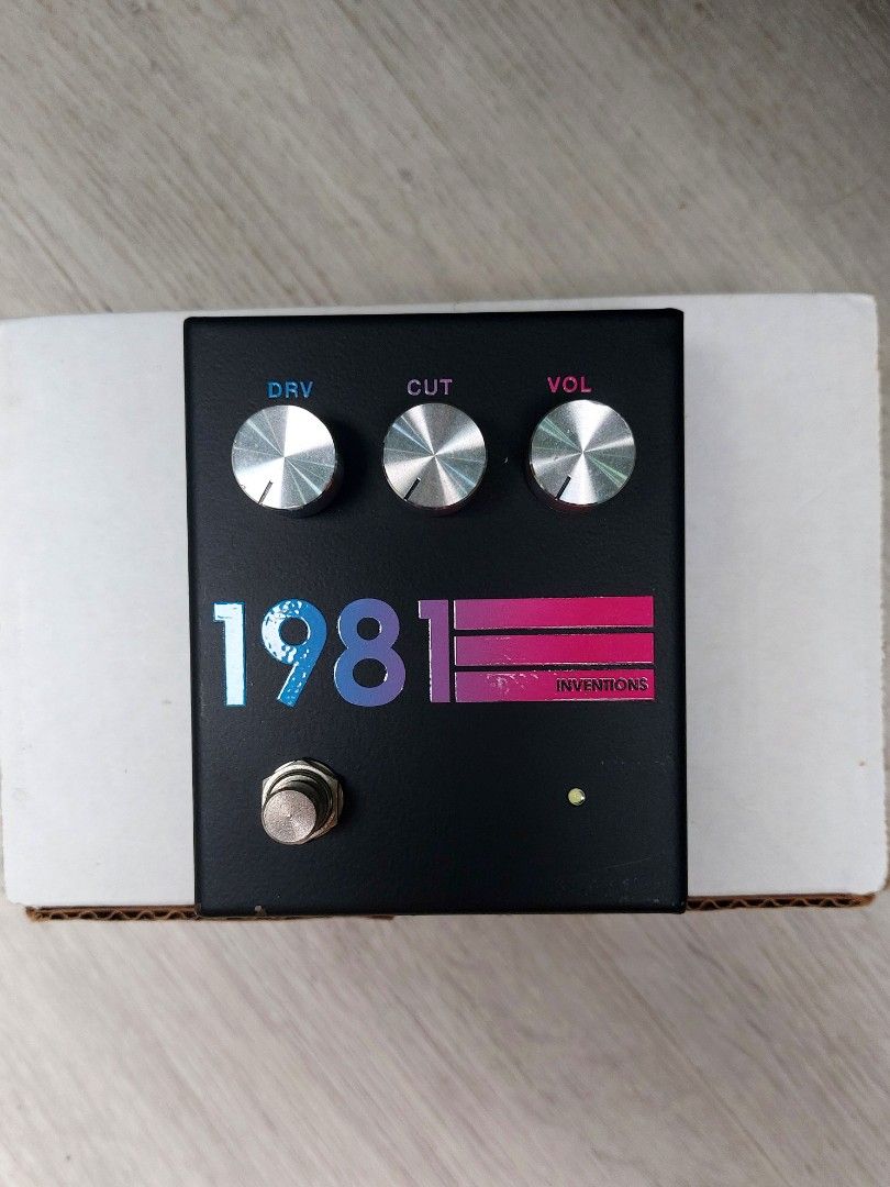 1981 DRV Hyperfade, Hobbies & Toys, Music & Media, Music Accessories on ...