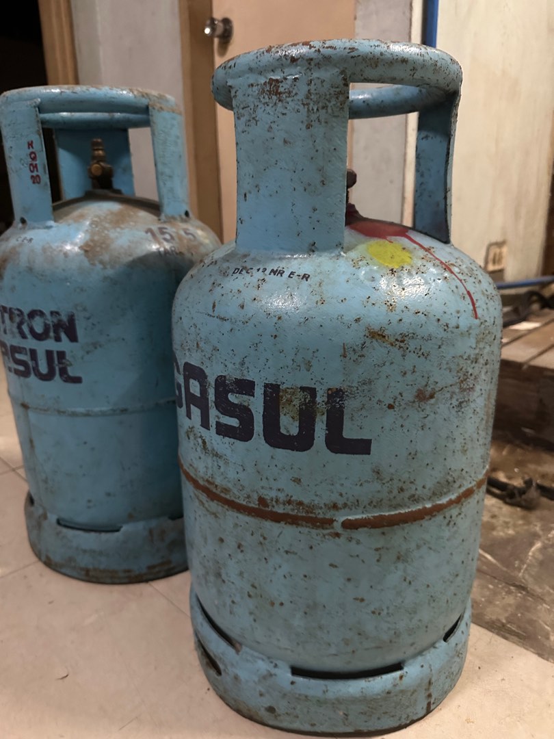 2 Petron Gasul, Furniture & Home Living, Kitchenware & Tableware ...