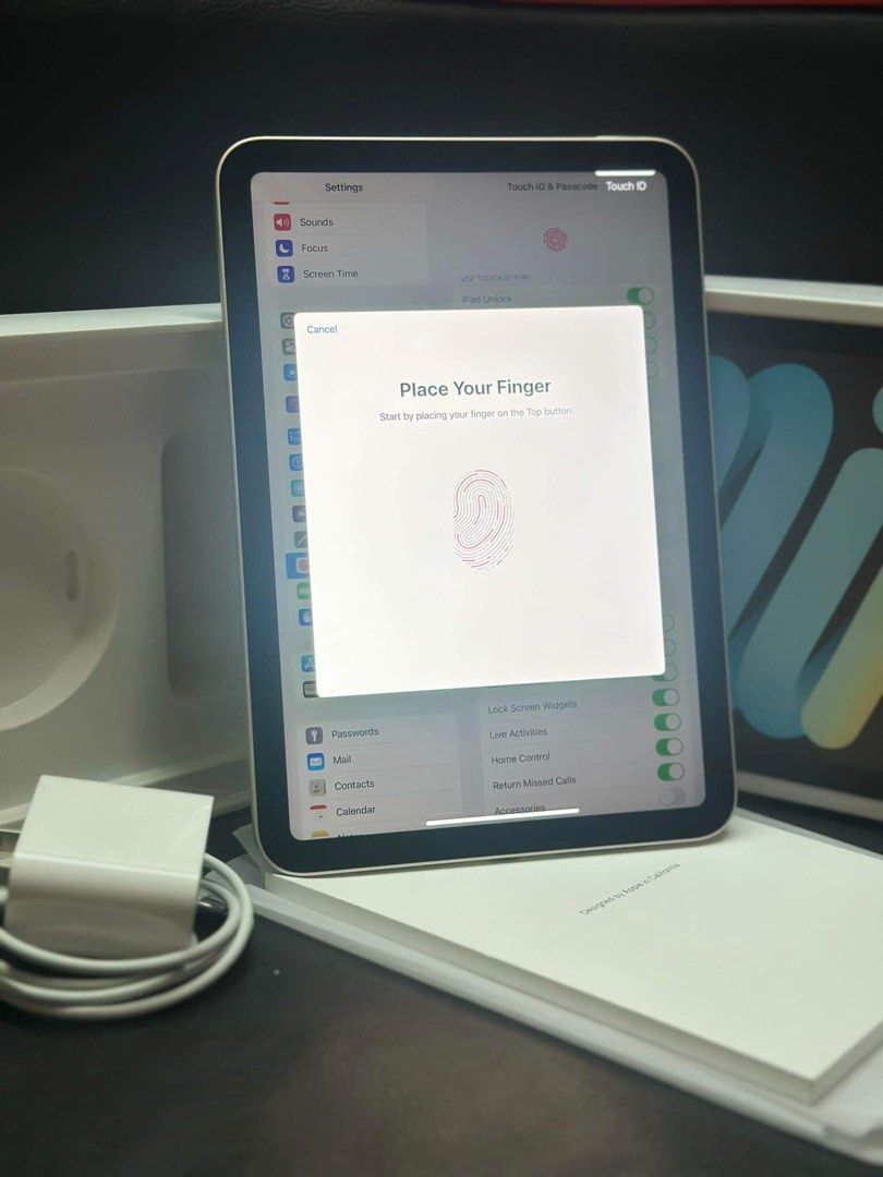 3 months old iPad Mini 6th Generation (COMPLETE), Mobile Phones ...