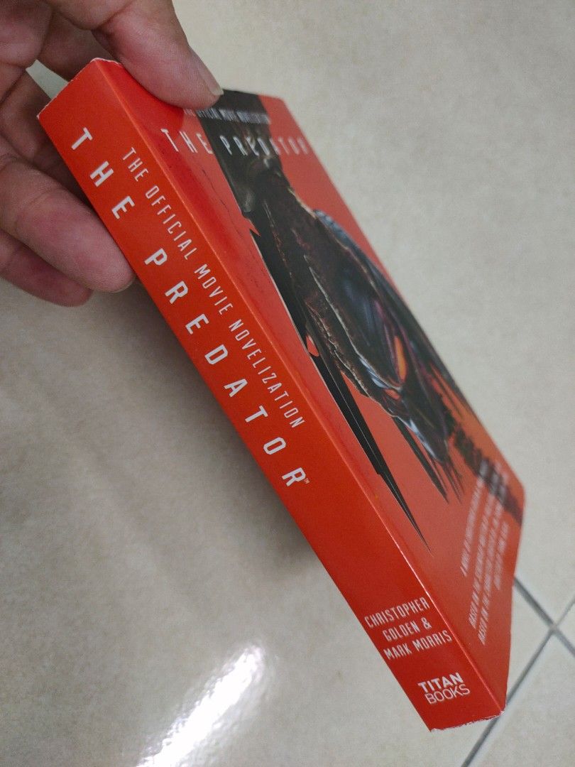 [ 100% Original ] The Predator by Christopher Golden (Sci-Fi > Thriller ...