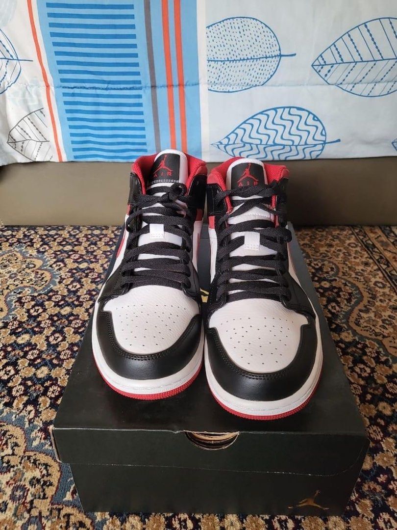 Air jordan 1 gym red, Men's Fashion, Footwear, Sneakers on Carousell