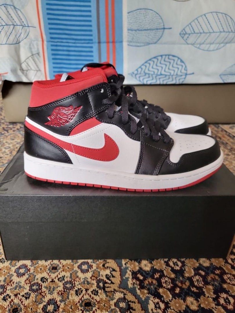 Air jordan 1 gym red, Men's Fashion, Footwear, Sneakers on Carousell