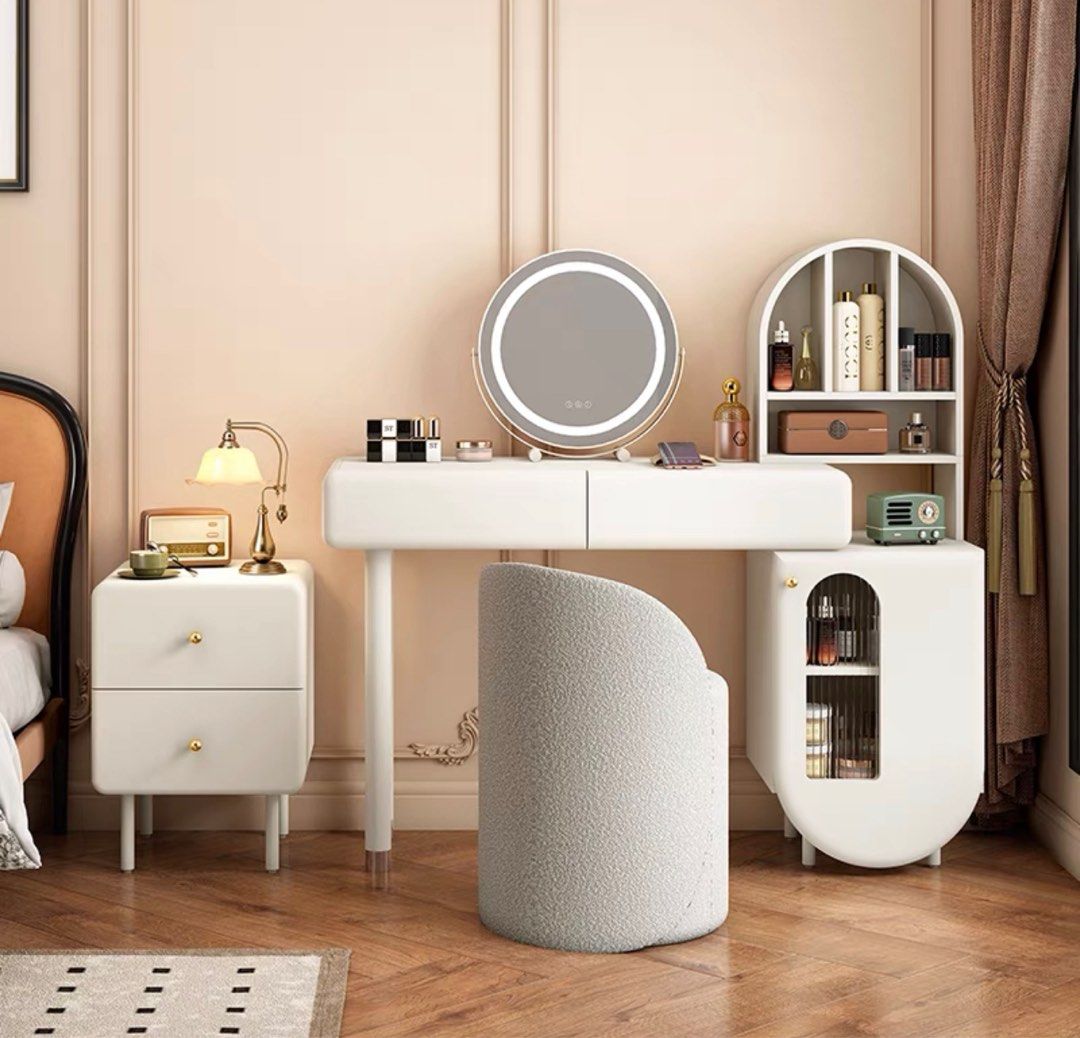 ALSOS Modern Vanity Table, Furniture & Home Living, Furniture, Tables ...