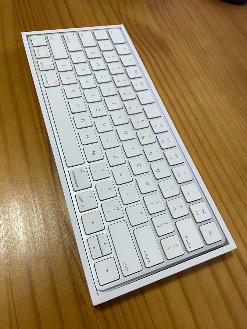 Apple Magic Keyboard, Computers & Tech, Parts & Accessories, Computer ...