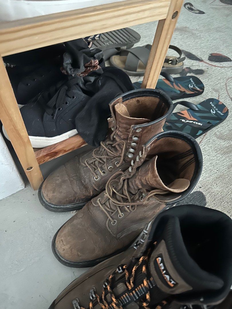 Ariat and red wing, Men's Fashion, Footwear, Boots on Carousell