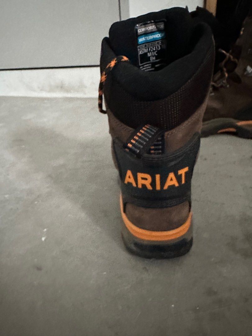 Ariat and red wing, Men's Fashion, Footwear, Boots on Carousell