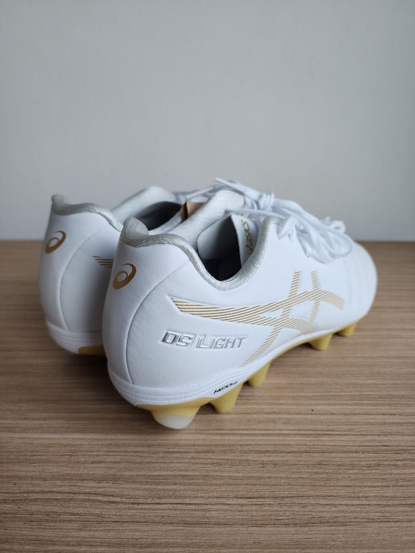 Asics Football Soccer Cleats Shoes, Women's Fashion, Footwear, Shoe ...