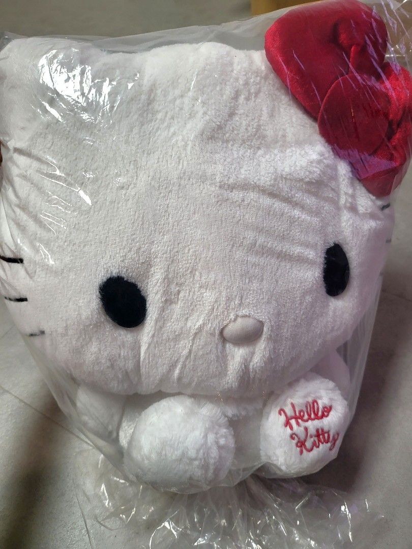 Authentic Hello Kitty, Hobbies & Toys, Toys & Games on Carousell