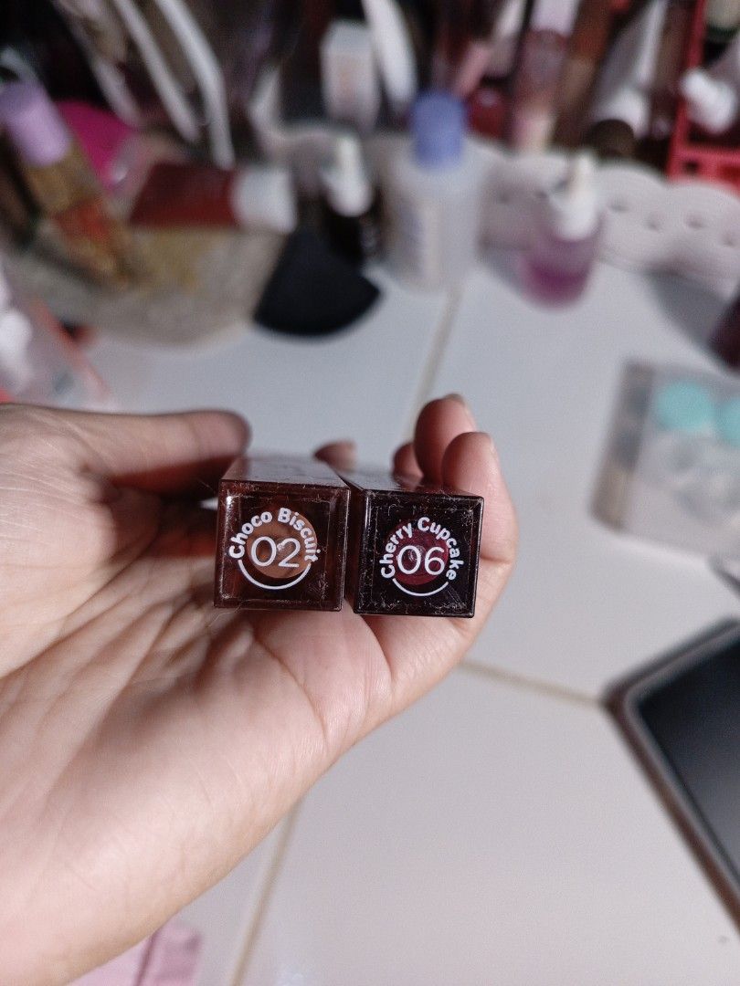 Azarine tinted lipple cake, Kesehatan & Kecantikan, Rias Wajah di Carousell