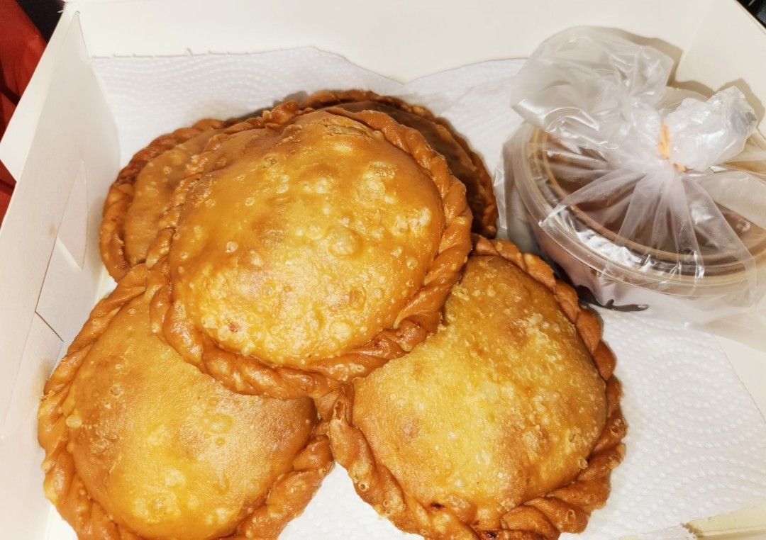 Best Curry Puff & Roti Boyan, Food & Drinks, Homemade Bakes on Carousell
