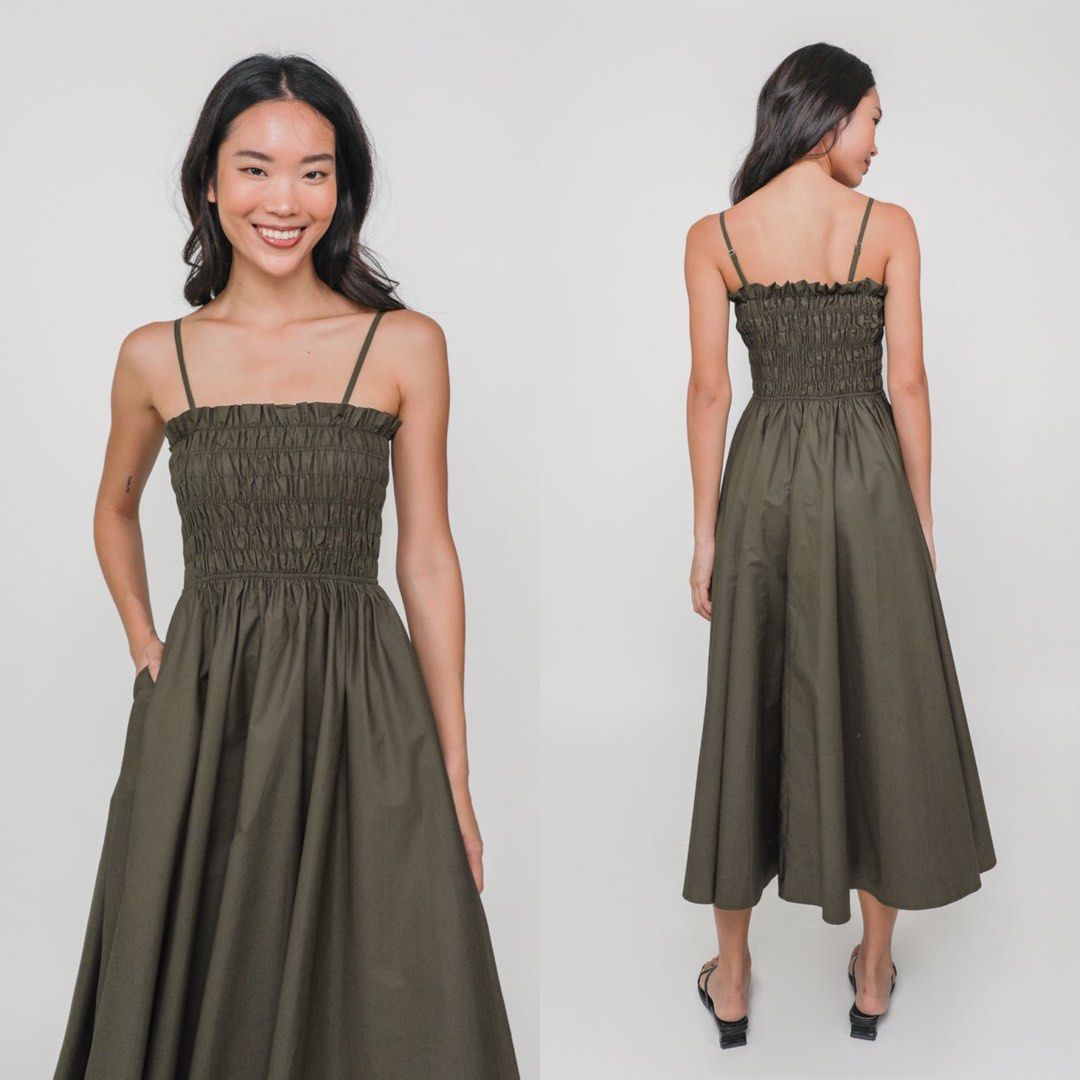 BNWT The Tinsel Rack Savonne Smocked Maxi Dress in Brown, Women's ...