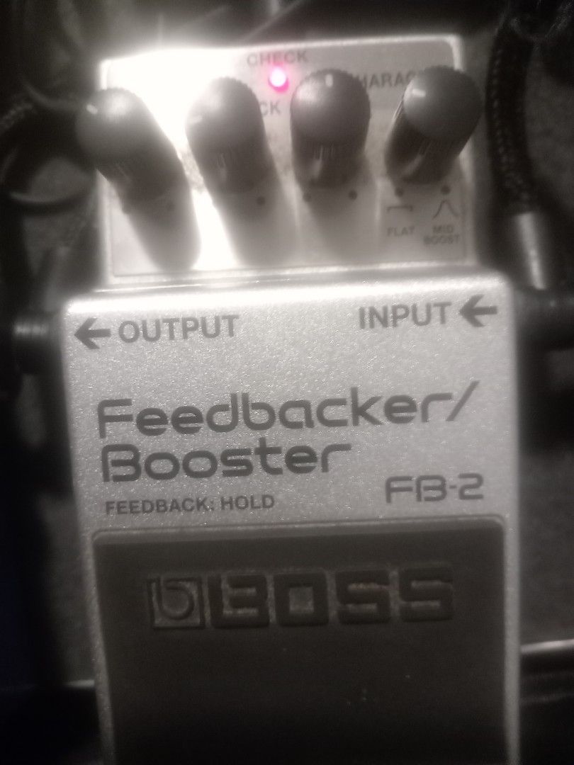 Boss feedbacker booster., Hobbies & Toys, Music & Media, Musical ...