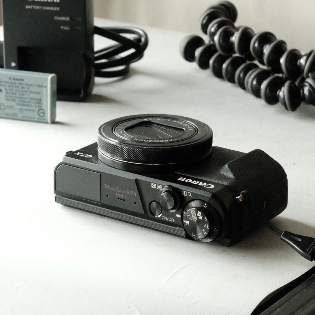 Canon G7x mark 2 ii, Photography, Cameras on Carousell