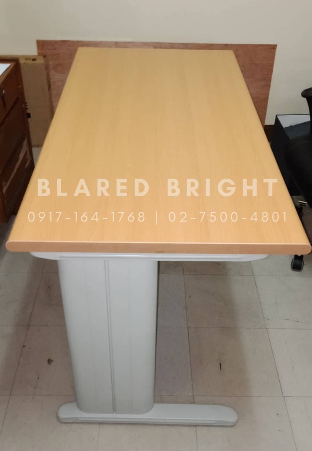 CD002 • BULLNOSE EDGE FST Table | Office Furniture Partition, Furniture ...