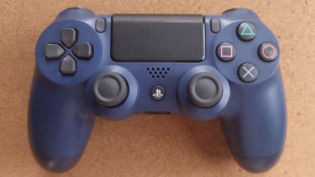 DualShock 4 Midnight Blue (w/ box, original), Video Gaming, Video Game ...