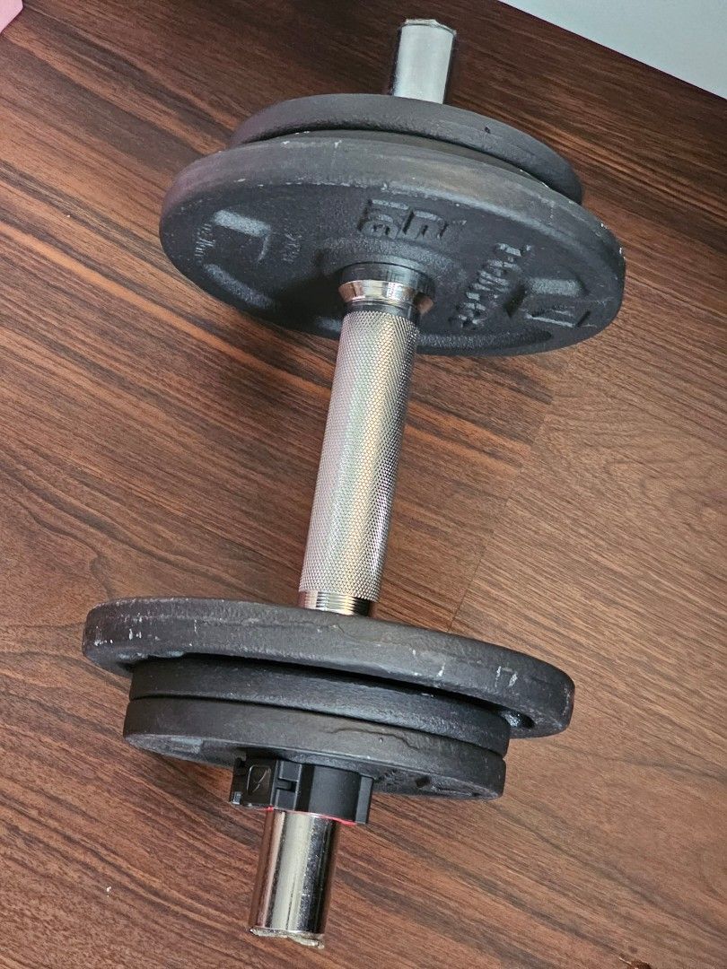 Dumbell with 8kg plates, Sports Equipment, Exercise & Fitness, Weights ...